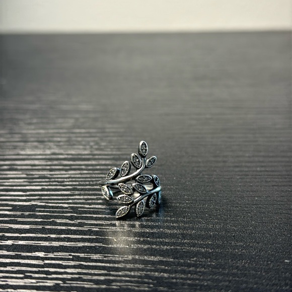 Pandora | Jewelry | Pandora Leaves Collection Vintage Ring | Poshmark